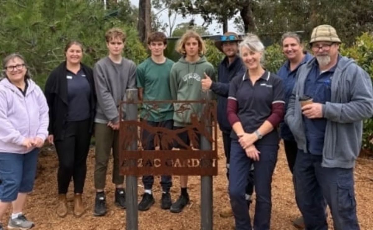 Students’ solar-powered tribute to the ANZAC legend - Moruya Mail